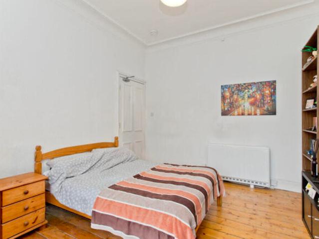 3 bedroom flat for sale in Flat 6, 42 Elm Row, Broughton, Edinburgh, EH7 4AH, EH7