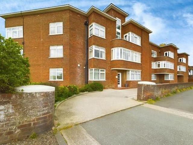 3 Bedroom Flat For Sale In George V Avenue, Worthing
