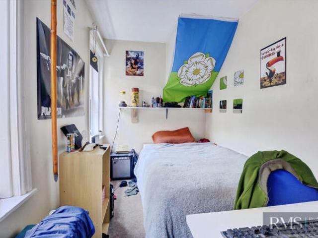 3 bedroom flat for sale in Goldspink Lane, Sandyford, Newcastle Upon Tyne, NE2