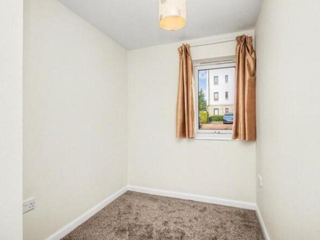 3 bedroom flat for sale in Greenpark, Edinburgh, EH17