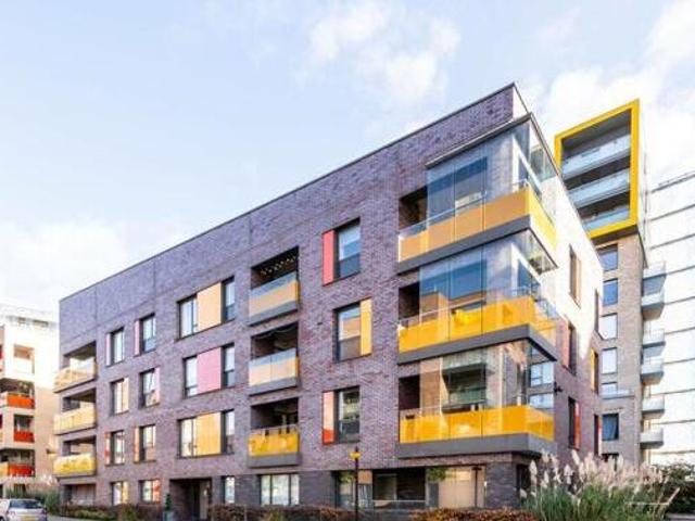 3 Bedroom Flat For Sale In Greenwich Millennium Village, London
