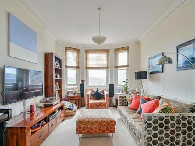 3 Bedroom Flat For Sale In Hammersmith, London