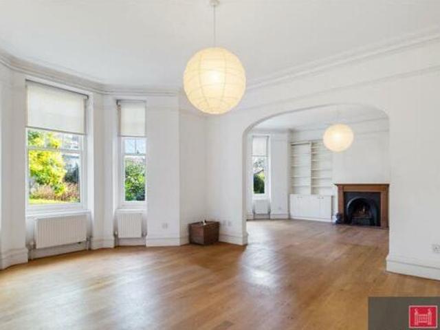 3 Bedroom Flat For Sale In Hampstead Village
