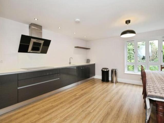 3 bedroom flat for sale in Harrington Drive, NOTTINGHAM, Nottinghamshire, NG7