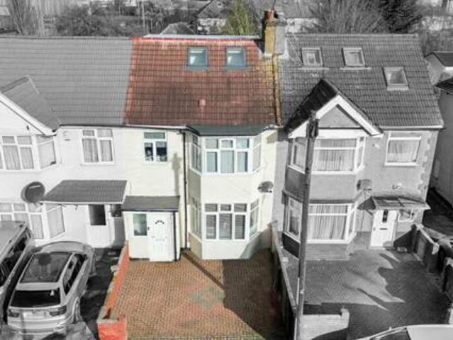 3 Bedroom Flat For Sale In Harrow