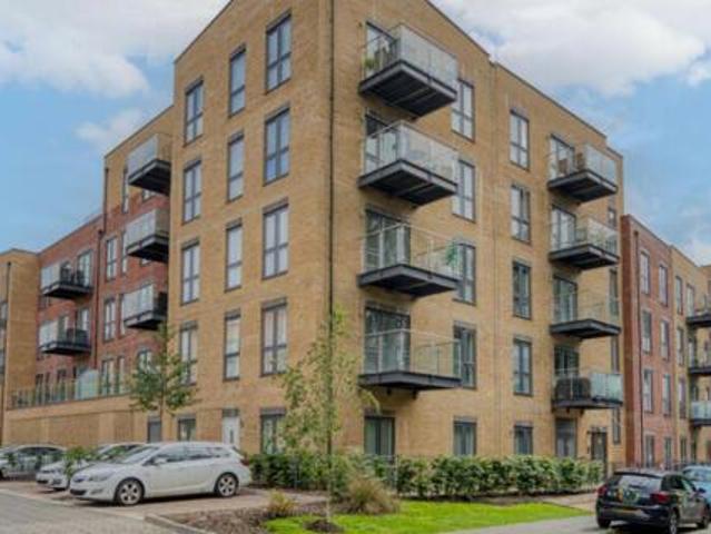 3 Bedroom Flat For Sale In Hemel Hempstead