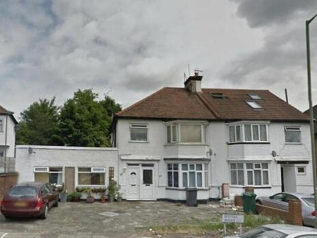 3 Bedroom Flat For Sale In Hendon