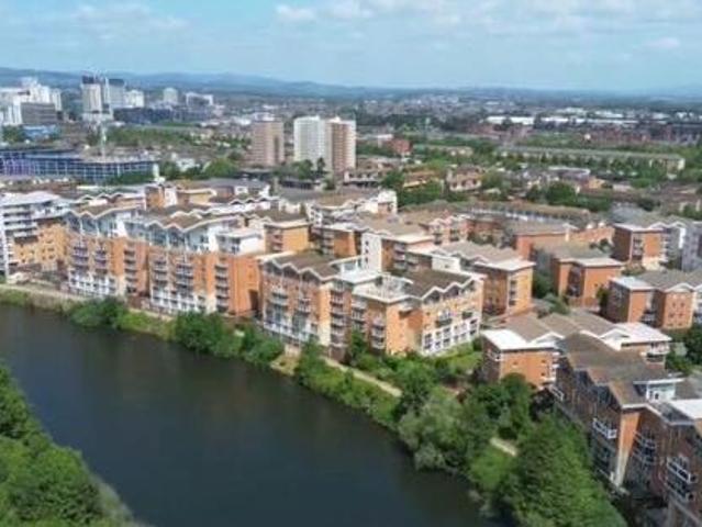 3 Bedroom Flat For Sale In Heol Tredwen, Cardiff