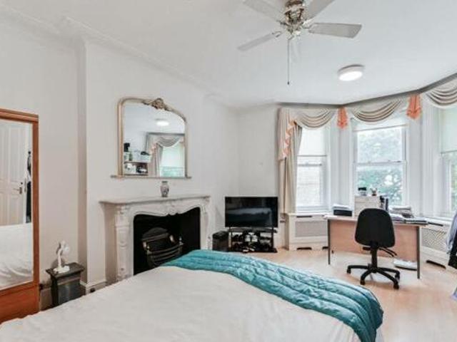 3 Bedroom Flat For Sale In Hillmarton Conservation Area, London