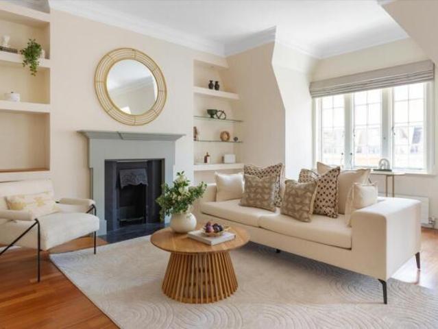 3 bedroom flat for sale in Hornton Street, London W8
