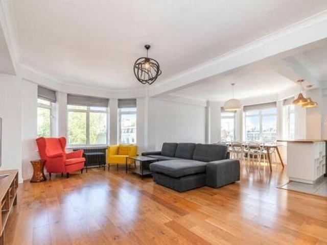 3 Bedroom Flat For Sale In Hyde Park