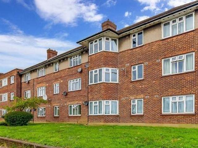 3 Bedroom Flat For Sale In Ilford