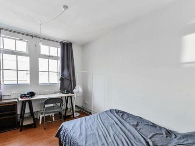 3 Bedroom Flat For Sale In Islington, London