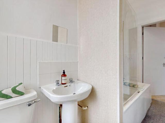 3 bedroom flat for sale in Kent Road, Charing Cross, G3