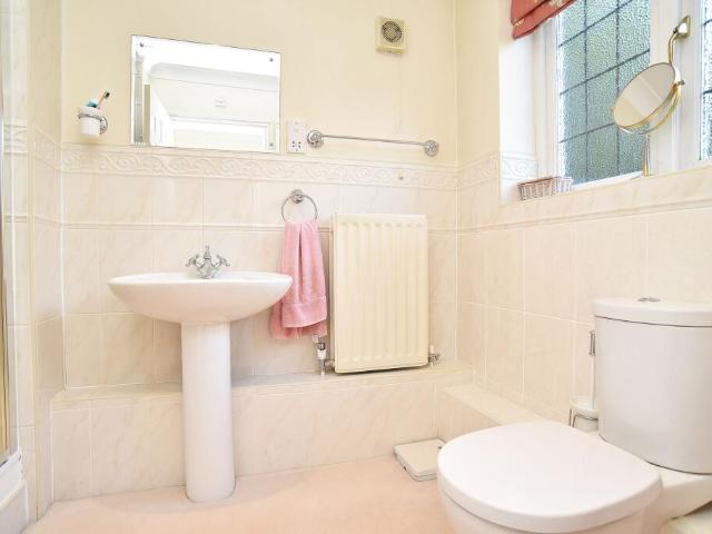 3 bedroom flat for sale in Kent Road, Harrogate, HG1