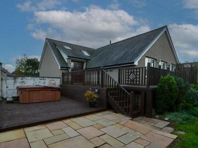 3 Bedroom Flat For Sale In Kennoway, Leven