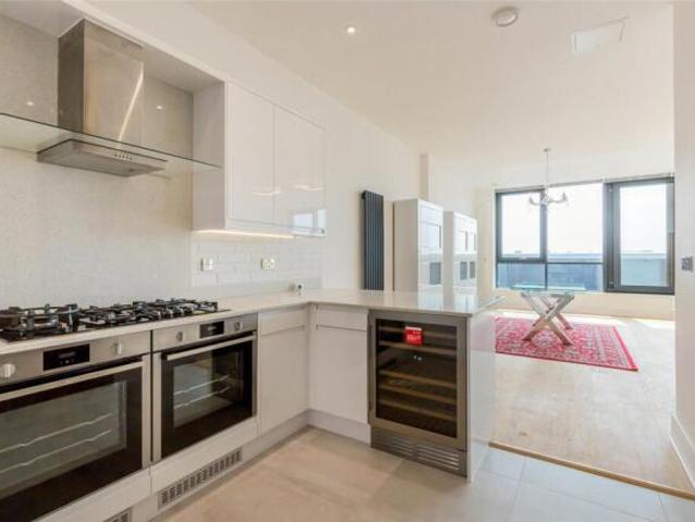 3 bedroom flat for sale in Kensal Drive, West Didsbury, Manchester, Greater Manchester, M20