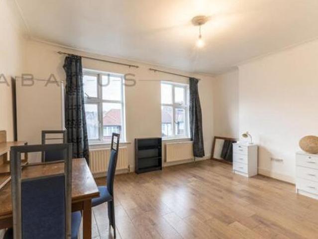 3 Bedroom Flat For Sale In Kensal Rise