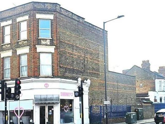 3 Bedroom Flat For Sale In Kensal Rise, London