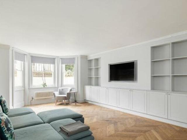 3 Bedroom Flat For Sale In Kensington