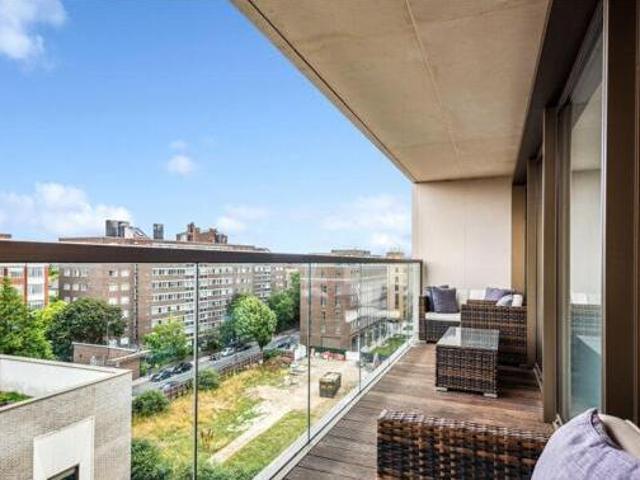 3 Bedroom Flat For Sale In Kensington