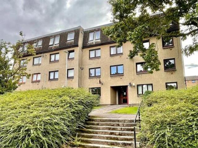 3 Bedroom Flat For Sale In Kelvindale, Glasgow