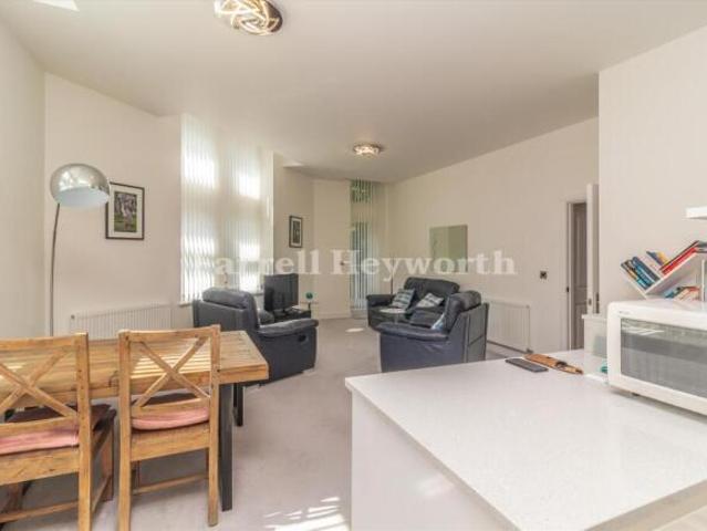 3 bedroom flat for sale in Kershaw Drive, Lancaster, LA1