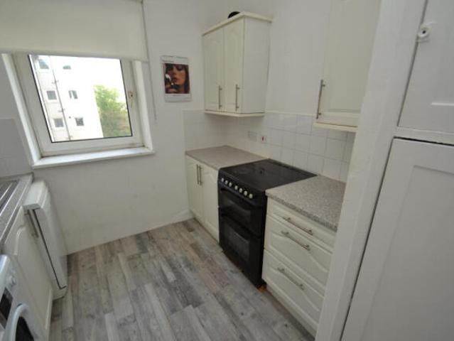 3 bedroom flat for sale in Kirkoswald Road, Newlands, Glasgow, G43 2YH, G43