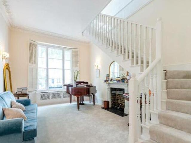 3 Bedroom Flat For Sale In Knightsbridge, London