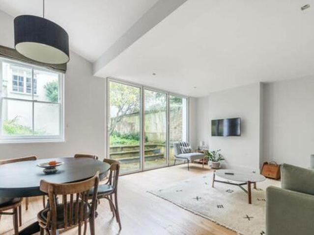 3 Bedroom Flat For Sale In Lancaster Gate, London