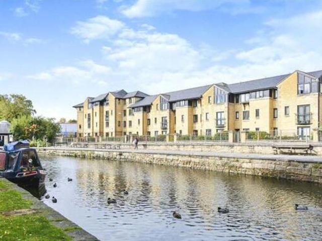 3 Bedroom Flat For Sale In Lancaster, Lancashire
