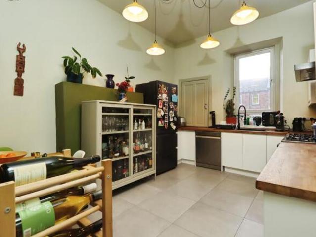 3 bedroom flat for sale in Langside Road, Glasgow, G42