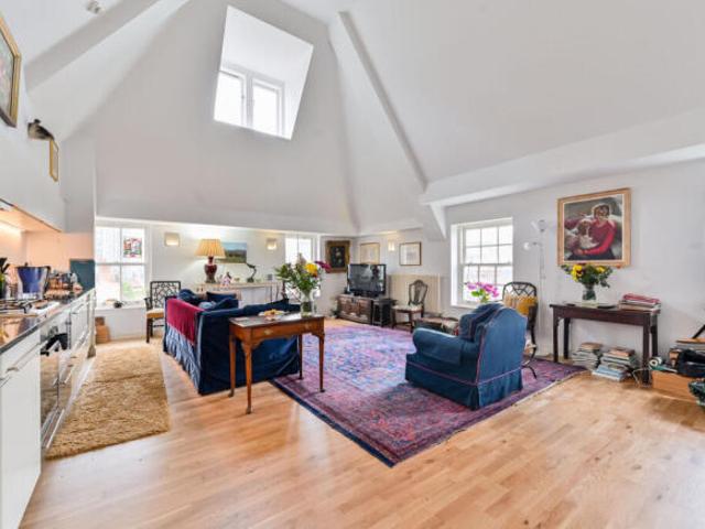 3 bedroom flat for sale in Lawn Lane, Vauxhall, London, SW8