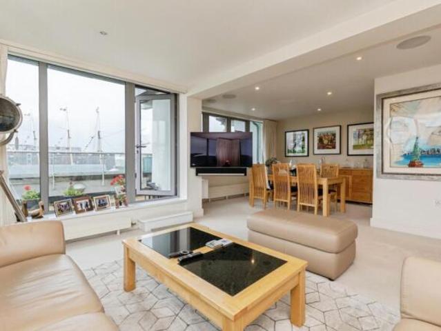 3 bedroom flat for sale in Lime Kiln Road, Bristol, BS8