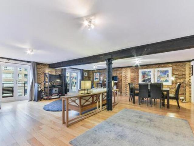 3 Bedroom Flat For Sale In London