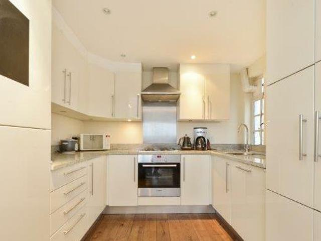 3 Bedroom Flat For Sale In London