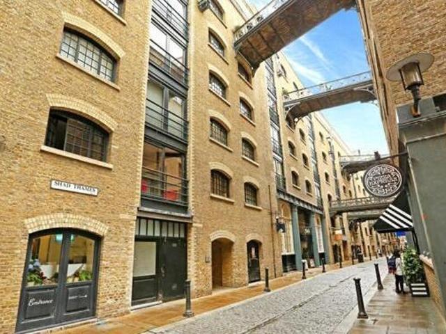 3 Bedroom Flat For Sale In London