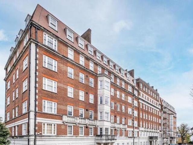 3 Bedroom Flat For Sale In London