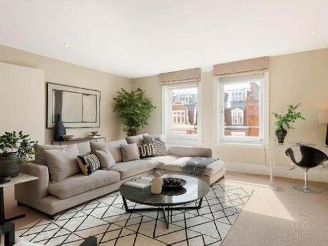 3 Bedroom Flat For Sale In London