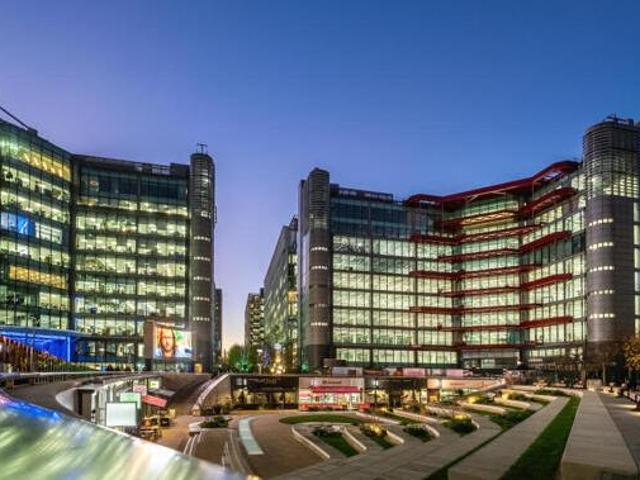 3 Bedroom Flat For Sale In London