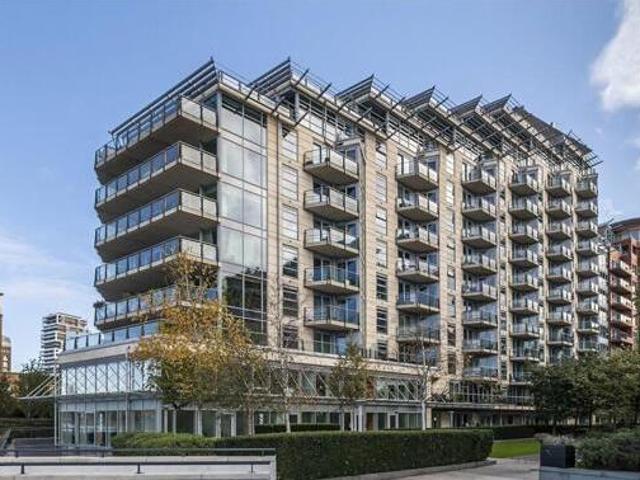 3 Bedroom Flat For Sale In London