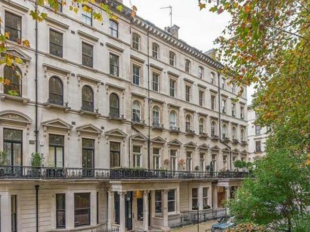 3 Bedroom Flat For Sale In London