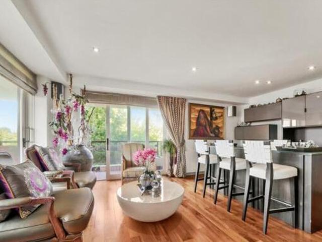 3 Bedroom Flat For Sale In London