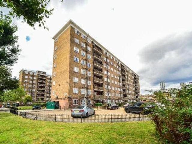 3 Bedroom Flat For Sale In London