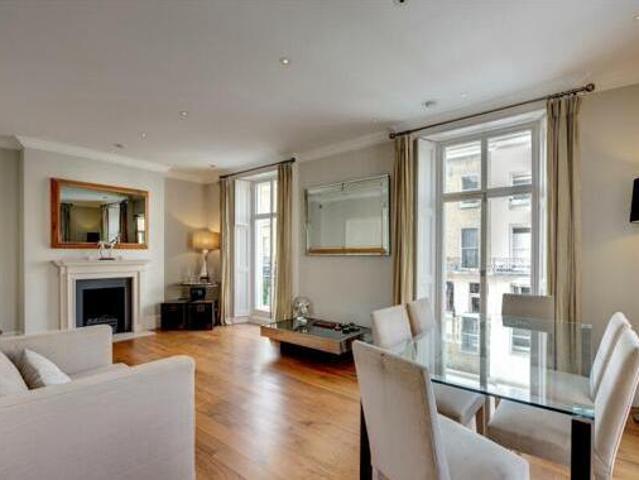 3 Bedroom Flat For Sale In London