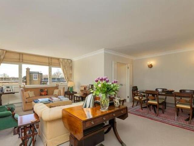 3 Bedroom Flat For Sale In London