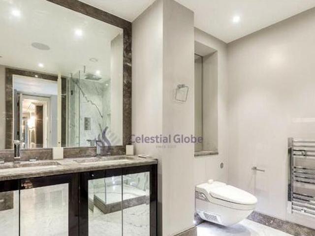 3 Bedroom Flat For Sale In London