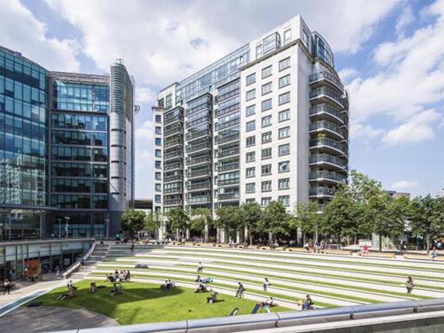 3 Bedroom Flat For Sale In London