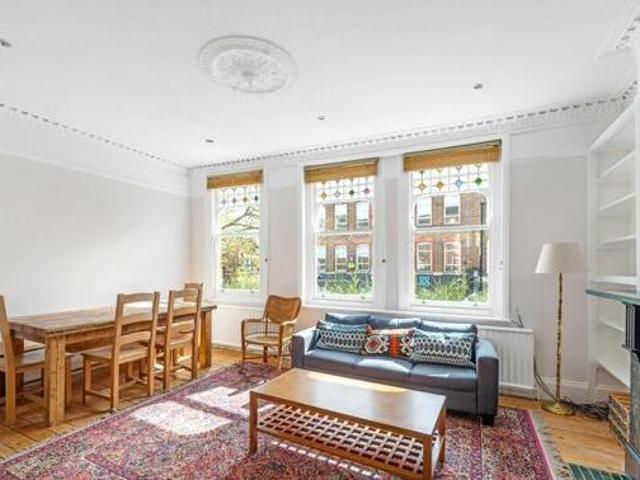 3 Bedroom Flat For Sale In London