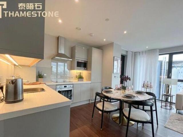 3 Bedroom Flat For Sale In London